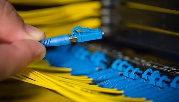 Adapting to Higher Fiber Counts in the Data Center | CommScope